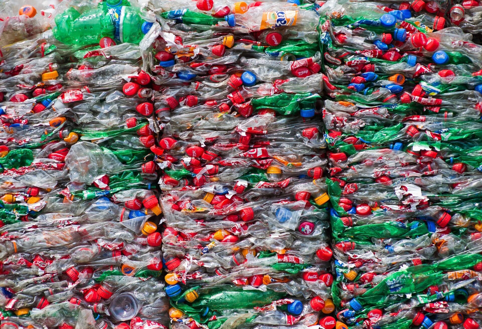 ¿Podrá Coca-Cola reciclar el 100% de sus envases? : Ethic